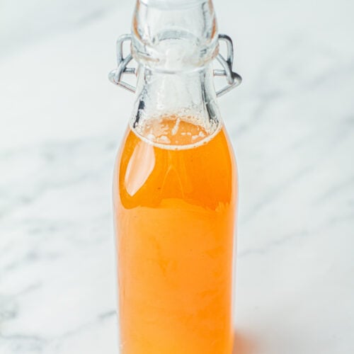 4 ingredient Peach Syrup Recipe | Meiko and The Dish